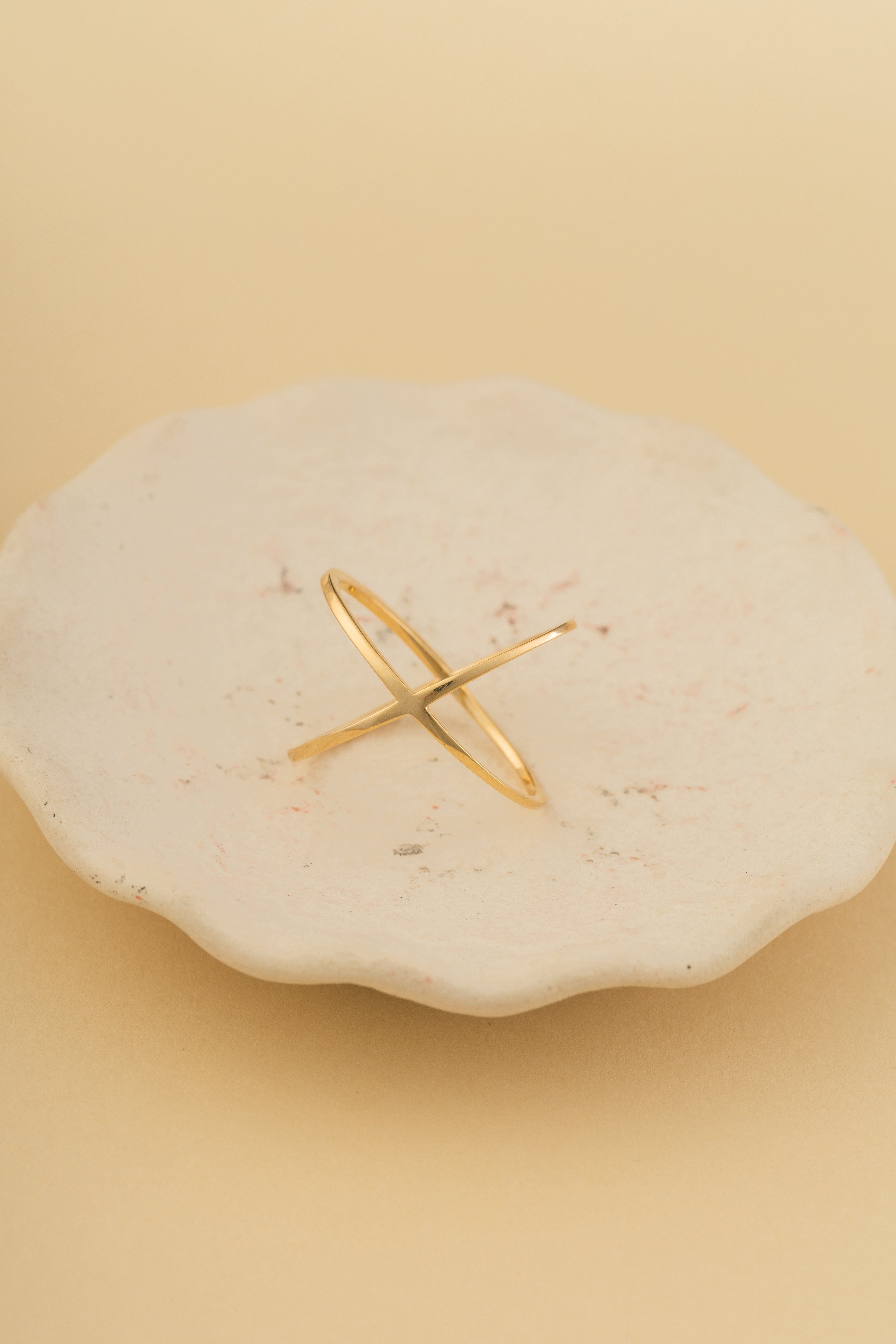 Golden Cruz – Eseve Jewelry